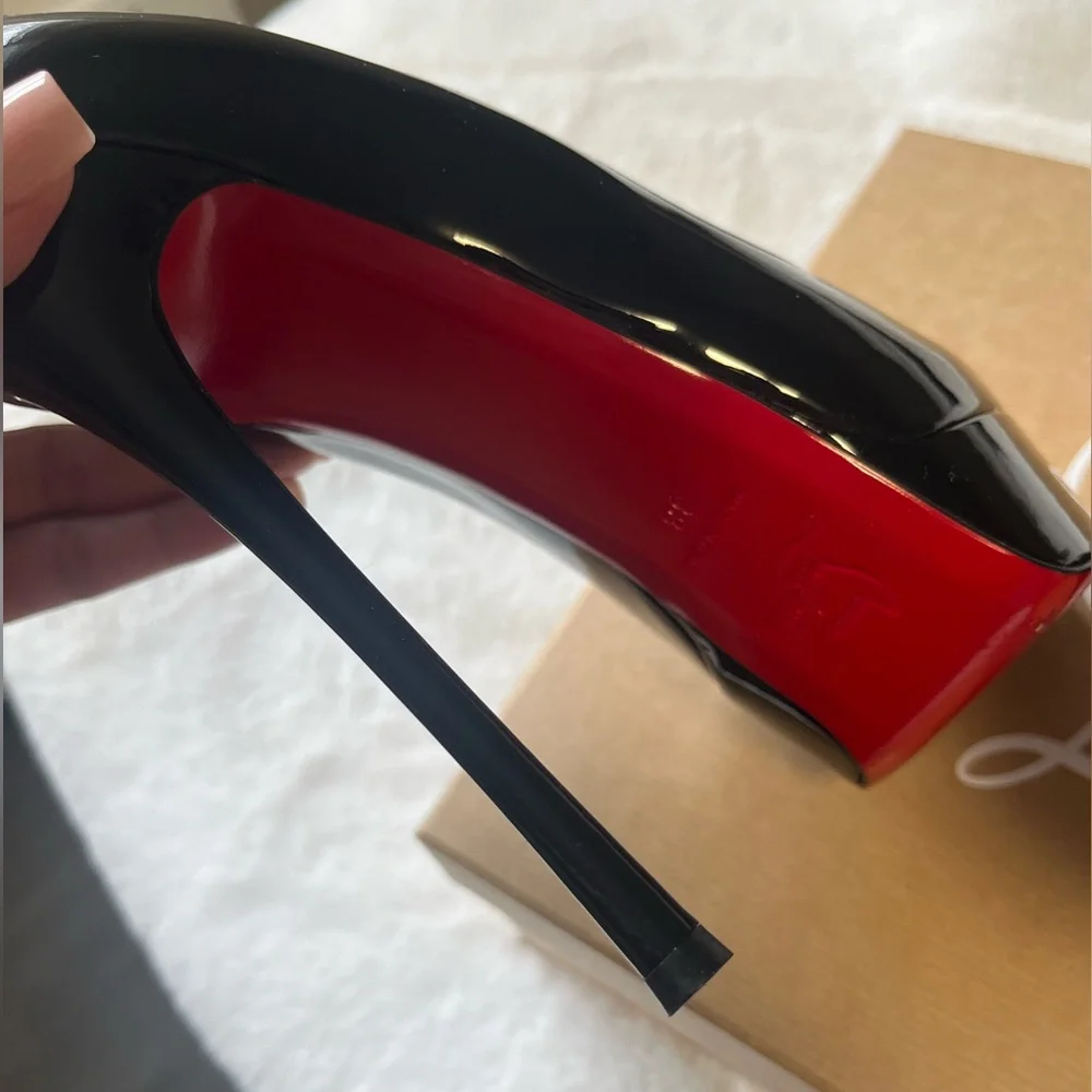 Christian Louboutin | Shoes | Christian Louboutin Chick Up Alta 5 Pinup ...